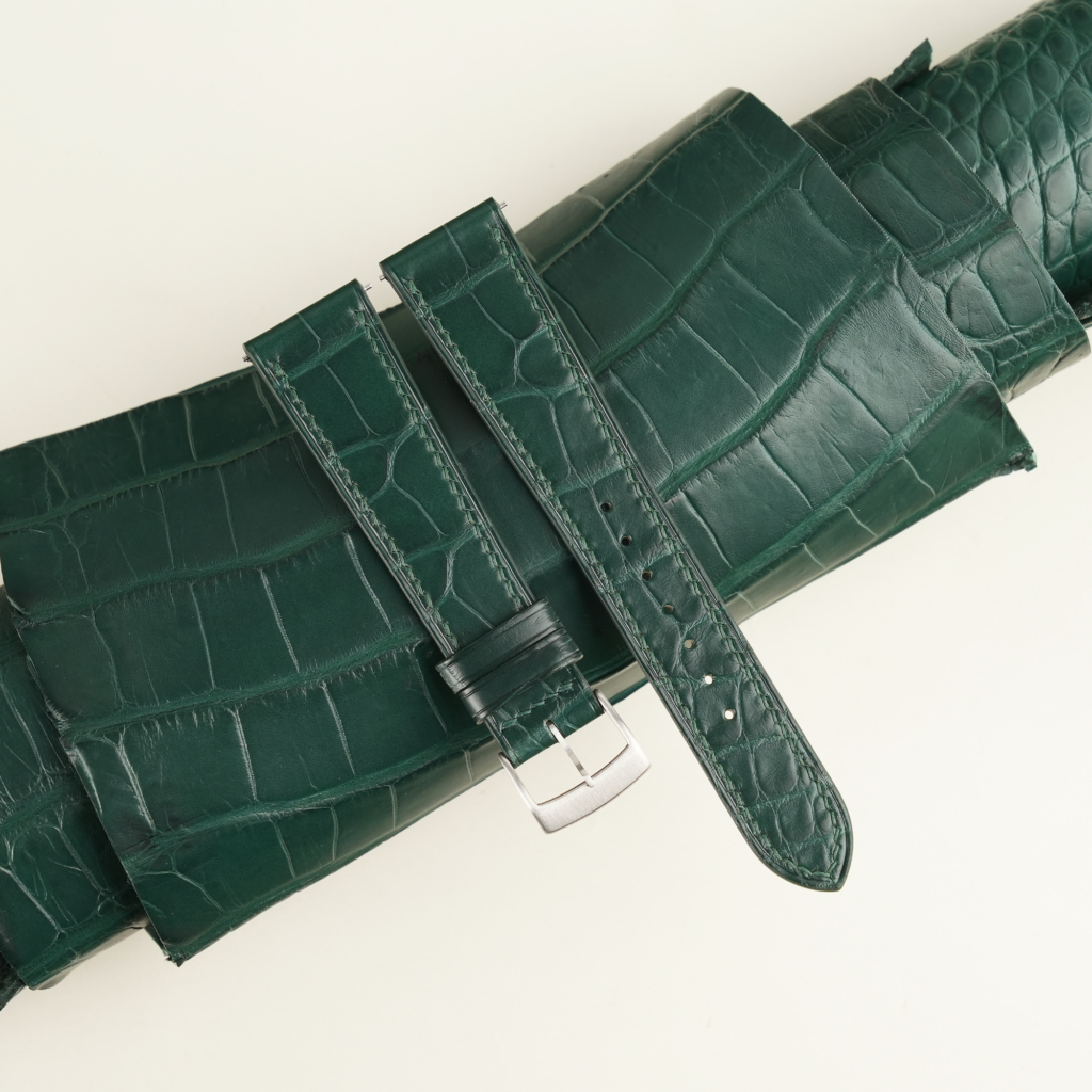 Emerald Green Alligator Leather Watch Strap | Handdn - Bespoke Watchstraps